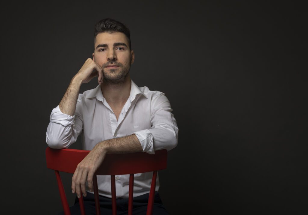 Biografía - Iván Arias Aguilar